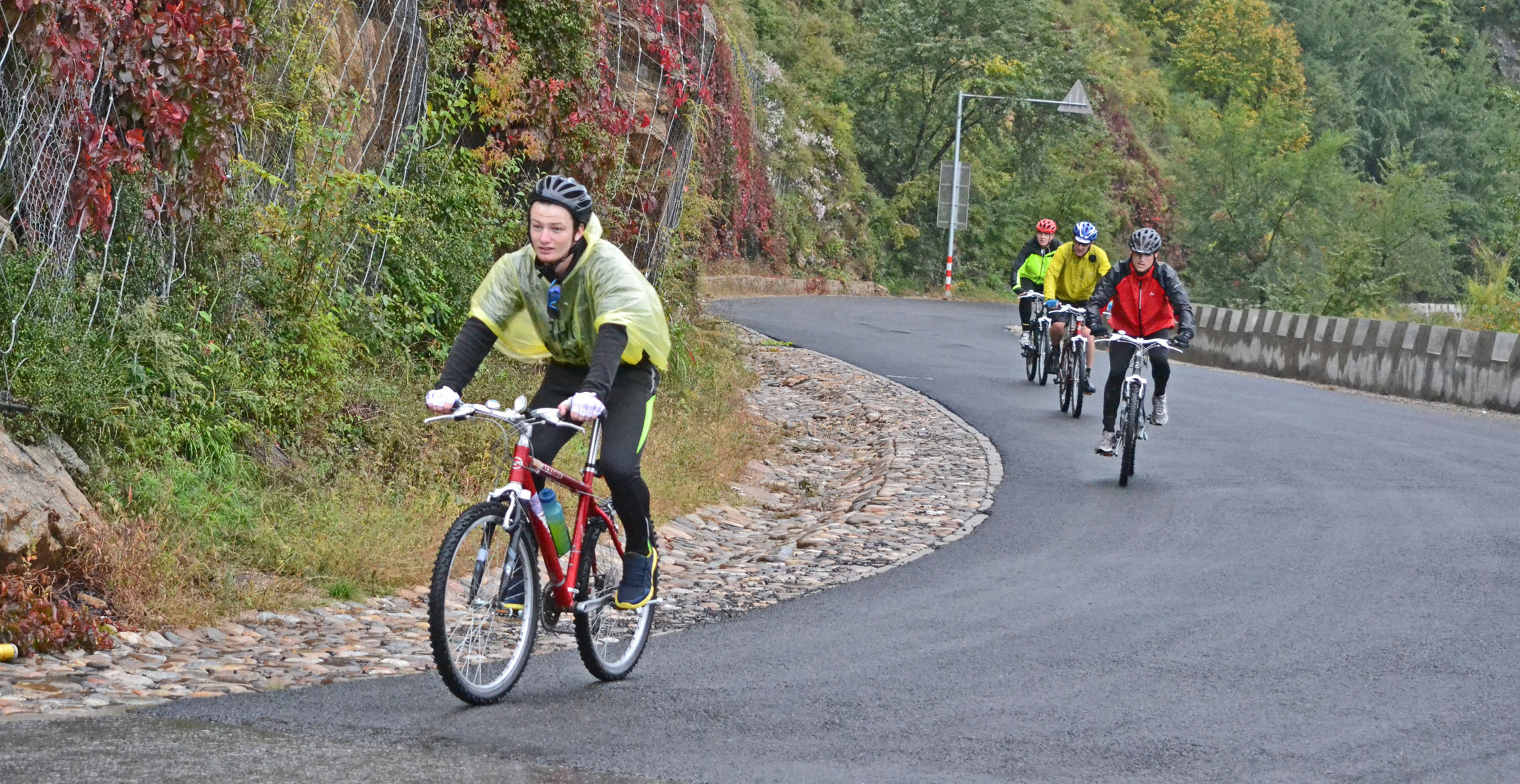 Great Wall of China Cycle Challenge: Bike challenge to China