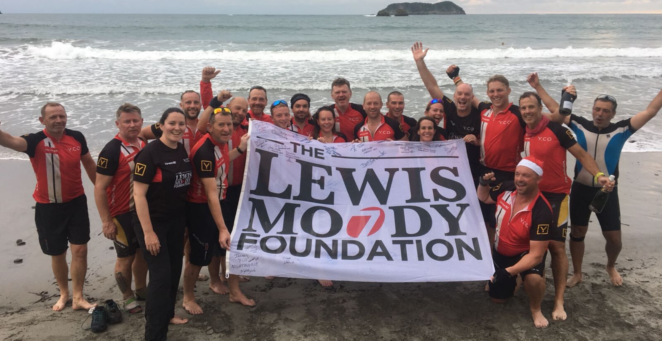 The Lewis Moody Extreme Amazon Survivor Challenge: Jungle Trek ...