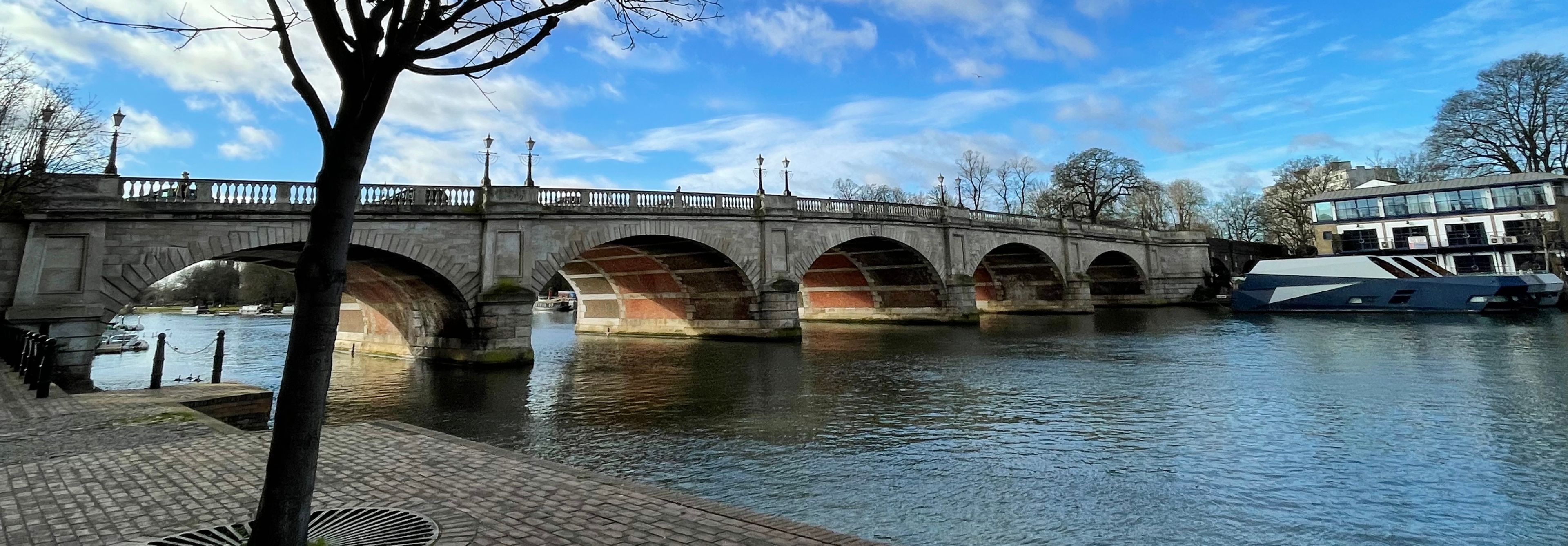 Thames Footpath Challenge: Trek challenge to UK