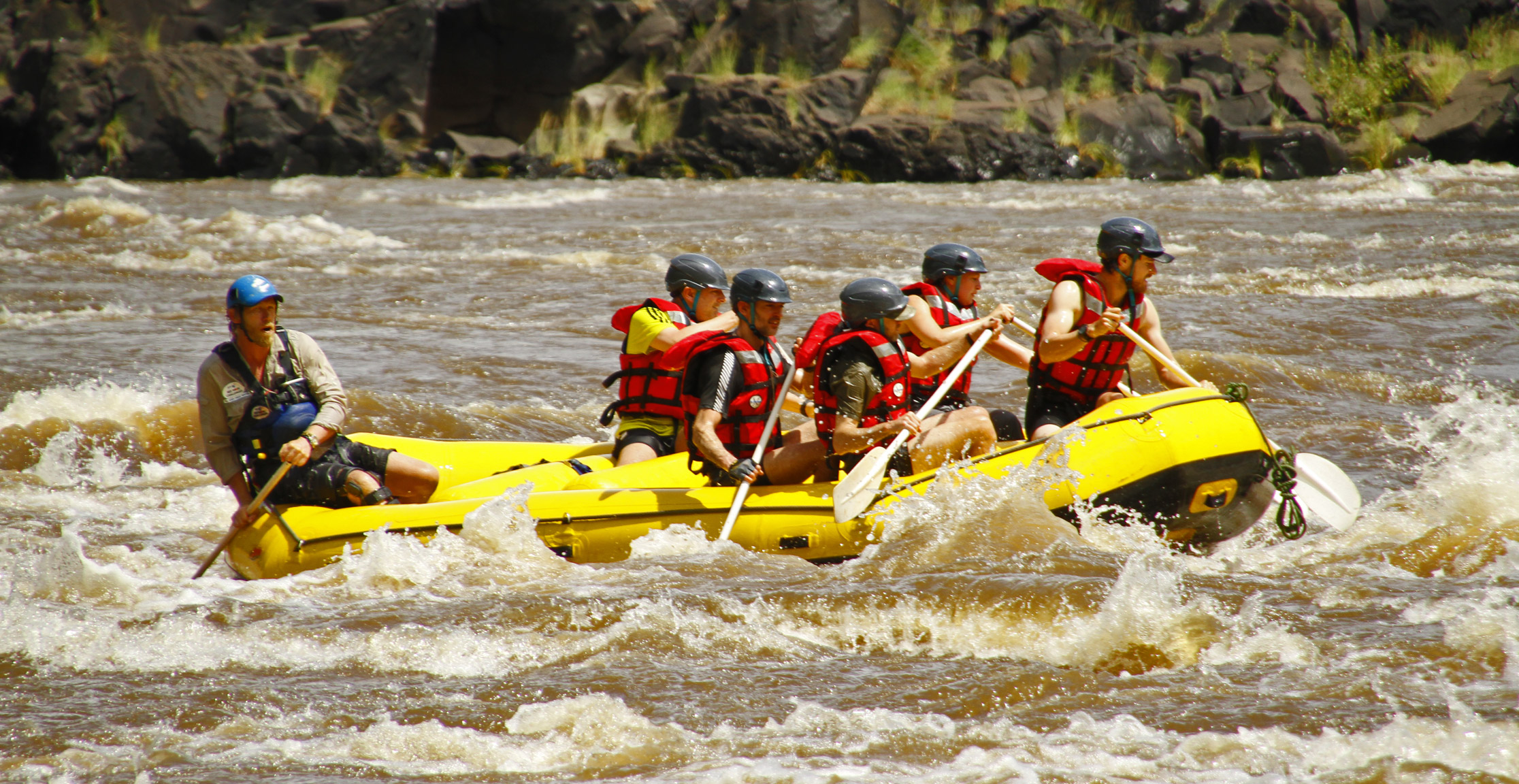 Zambezi River Challenge: Paddle challenge to Zambia